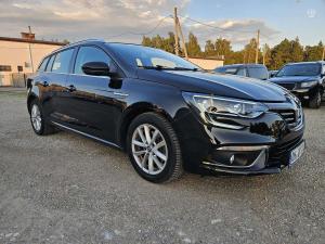Black Renault Megane 2017 in Vilnius, with an engine capacity of 1.60 L and mileage of 246 thousand km for 6000 €, photo  on AUTOMOTO.COM.LV