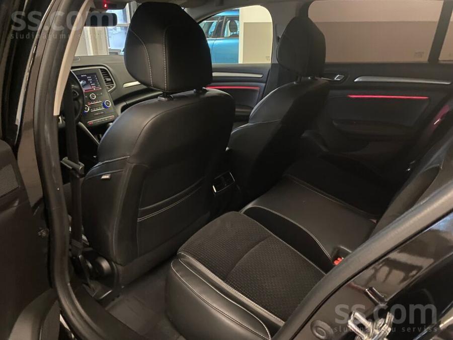 Black Renault Megane 2018 in Tukums, with an engine capacity of 1.20 L and mileage of 78 thousand km for 9900 €, photo 7 on AUTOMOTO.COM.LV