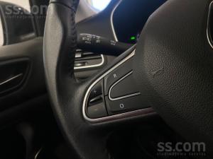 Black Renault Megane 2018 in Tukums, with an engine capacity of 1.20 L and mileage of 78 thousand km for 9900 €, photo 12 on AUTOMOTO.COM.LV