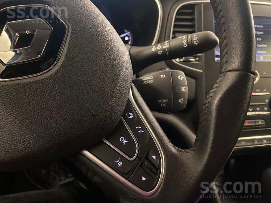 Black Renault Megane 2018 in Tukums, with an engine capacity of 1.20 L and mileage of 78 thousand km for 9900 €, photo 13 on AUTOMOTO.COM.LV