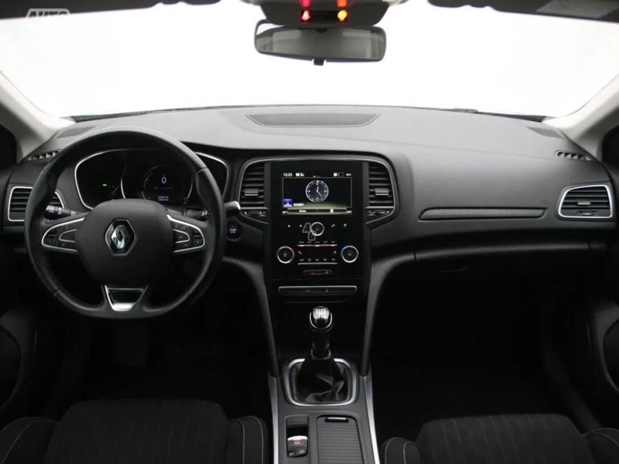 Melns Renault Megane 2019 Viļņa, ar dzinēja tilpumu 1.30 L un nobraukumu 229 tūkst. km par 7899 €, foto 3 vietnē AUTOMOTO.COM.LV