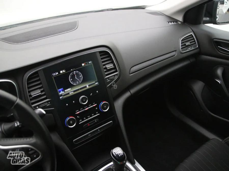 Melns Renault Megane 2019 Viļņa, ar dzinēja tilpumu 1.30 L un nobraukumu 229 tūkst. km par 7899 €, foto 22 vietnē AUTOMOTO.COM.LV