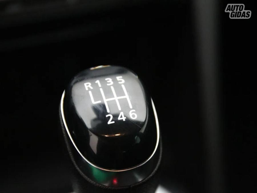 Melns Renault Megane 2019 Viļņa, ar dzinēja tilpumu 1.30 L un nobraukumu 229 tūkst. km par 7899 €, foto 29 vietnē AUTOMOTO.COM.LV