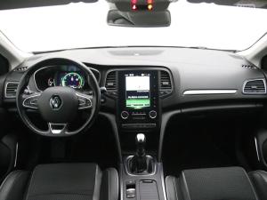Black Renault Megane 2019 in Vilnius, with an engine capacity of 1.30 L and mileage of 151 thousand km for 9399 €, photo 3 on AUTOMOTO.COM.LV