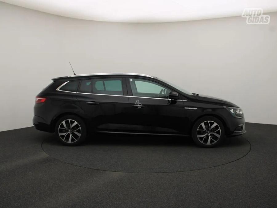 Black Renault Megane 2019 in Vilnius, with an engine capacity of 1.30 L and mileage of 151 thousand km for 9399 €, photo 10 on AUTOMOTO.COM.LV