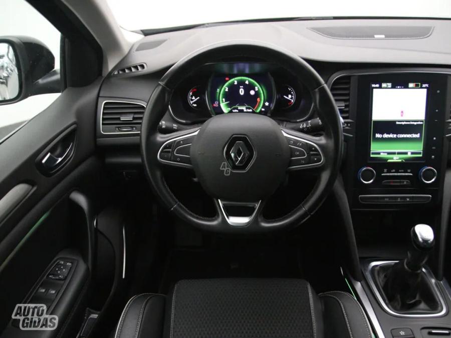 Black Renault Megane 2019 in Vilnius, with an engine capacity of 1.30 L and mileage of 151 thousand km for 9399 €, photo 18 on AUTOMOTO.COM.LV