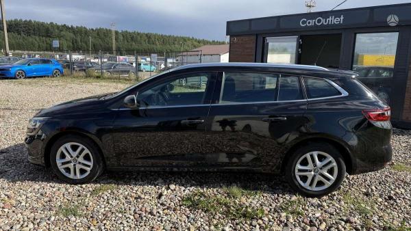 Black Renault Megane 2019 in Vilnius, with an engine capacity of 1.46 L and mileage of 267 thousand km for 7744 €, photo 4 on AUTOMOTO.COM.LV
