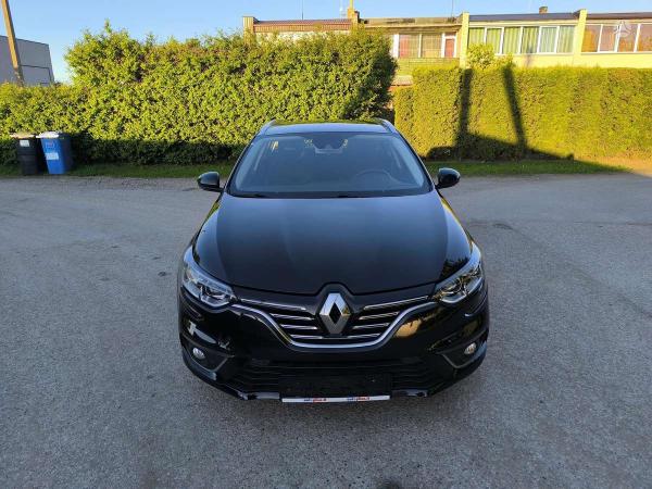 Black Renault Megane 2020 in Marijampole, with an engine capacity of 1.46 L and mileage of 231 thousand km for 6500 €, photo 8 on AUTOMOTO.COM.LV