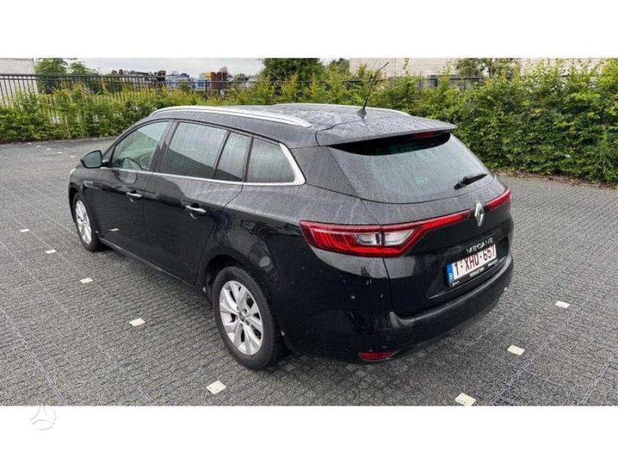 Black Renault Megane 2020 in Siauliai, with an engine capacity of 1.46 L and mileage of 217 thousand km for 7150 €, photo 5 on AUTOMOTO.COM.LV