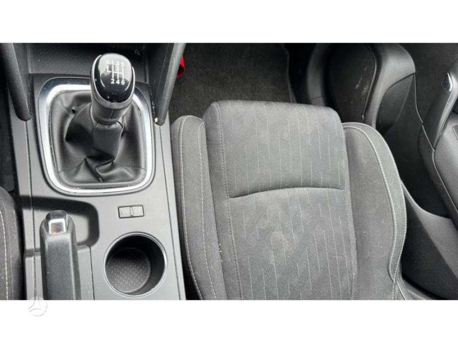 Black Renault Megane 2020 in Siauliai, with an engine capacity of 1.46 L and mileage of 217 thousand km for 7150 €, photo 11 on AUTOMOTO.COM.LV