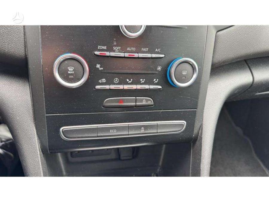 Black Renault Megane 2020 in Siauliai, with an engine capacity of 1.46 L and mileage of 217 thousand km for 7150 €, photo 12 on AUTOMOTO.COM.LV
