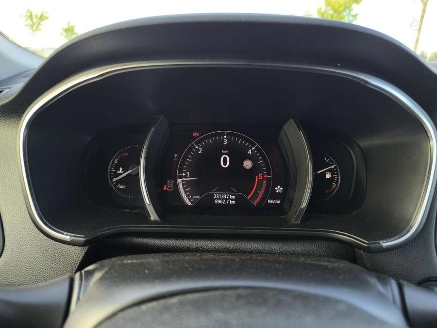Black Renault Megane 2020 in Marijampole, with an engine capacity of 1.46 L and mileage of 231 thousand km for 6000 €, photo 18 on AUTOMOTO.COM.LV