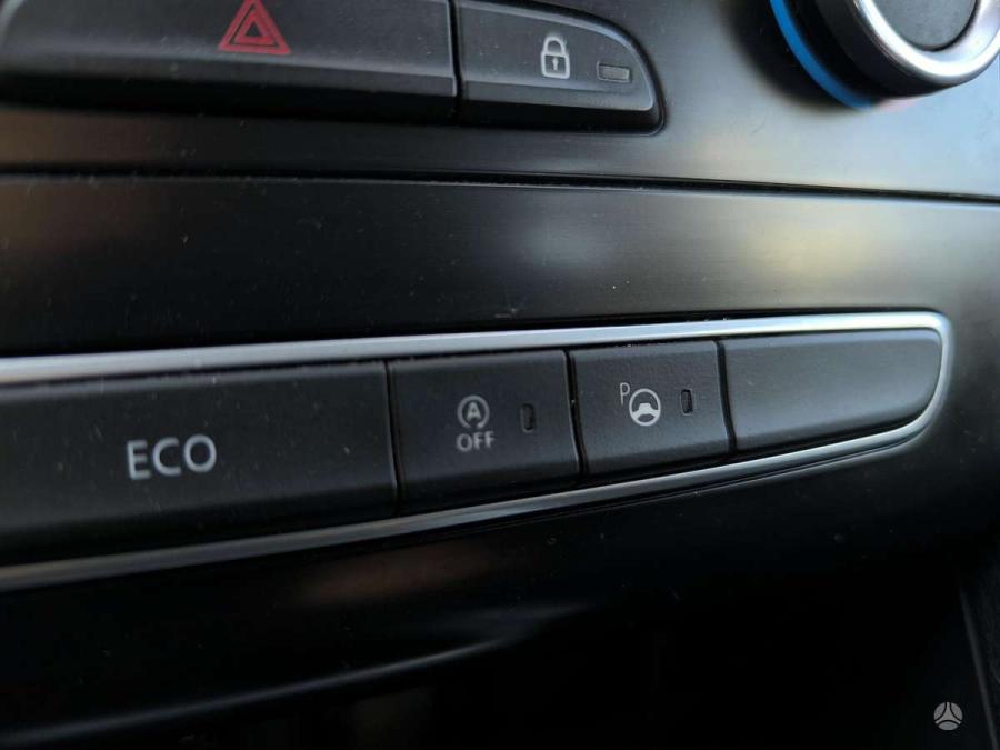 Black Renault Megane 2020 in Marijampole, with an engine capacity of 1.46 L and mileage of 231 thousand km for 6000 €, photo 22 on AUTOMOTO.COM.LV
