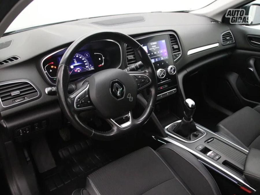 Black Renault Megane 2021 in Vilnius, with an engine capacity of 1.50 L and mileage of 206 thousand km for 10299 €, photo 17 on AUTOMOTO.COM.LV