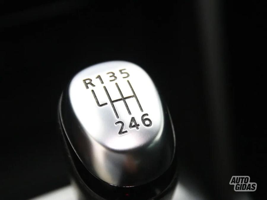 Black Renault Megane 2021 in Vilnius, with an engine capacity of 1.50 L and mileage of 206 thousand km for 10299 €, photo 29 on AUTOMOTO.COM.LV