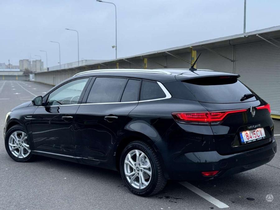Melns Renault Megane 2022 Kauņa, ar dzinēja tilpumu 1.46 L un nobraukumu 189 tūkst. km par 11979 €, foto 3 vietnē AUTOMOTO.COM.LV