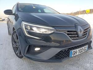 Melns Renault Megane 2022 Viļņa, ar dzinēja tilpumu 1.33 L un nobraukumu 141 tūkst. km par 14399 €, foto 2 vietnē AUTOMOTO.COM.LV