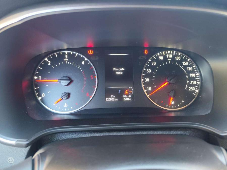 Melns Renault Megane 2022 Kalvarija, ar dzinēja tilpumu 1.46 L un nobraukumu 121 tūkst. km par 12040 €, foto 7 vietnē AUTOMOTO.COM.LV