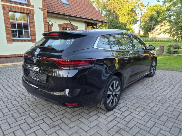 Melns Renault Megane 2022 Klaipėda, ar dzinēja tilpumu 1.00 L un nobraukumu 146 tūkst. km par 9666 €, foto 3 vietnē AUTOMOTO.COM.LV
