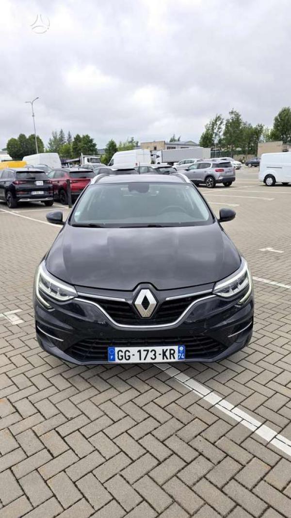 Melns Renault Megane 2022 Tauragė, ar dzinēja tilpumu 1.46 L un nobraukumu 158 tūkst. km par 11011 €, foto 2 vietnē AUTOMOTO.COM.LV