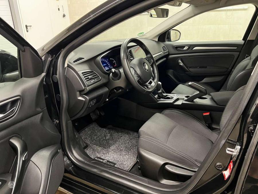 Melns Renault Megane 2022 Marijampole, ar dzinēja tilpumu 1.46 L un nobraukumu 143 tūkst. km par 12463 €, foto 8 vietnē AUTOMOTO.COM.LV