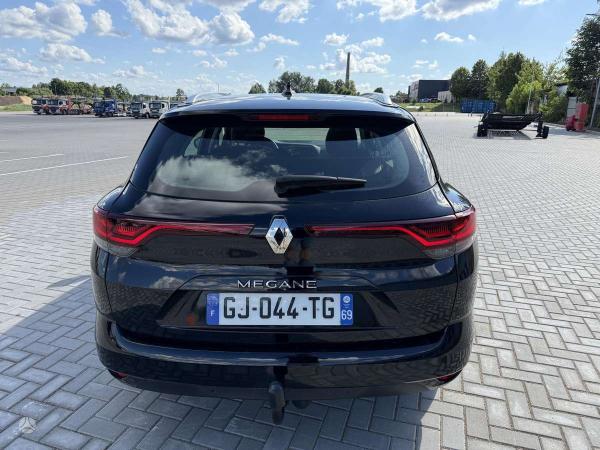 Black Renault Megane 2022 in Taurage, with an engine capacity of 1.46 L and mileage of 147 thousand km for 12584 €, photo 6 on AUTOMOTO.COM.LV