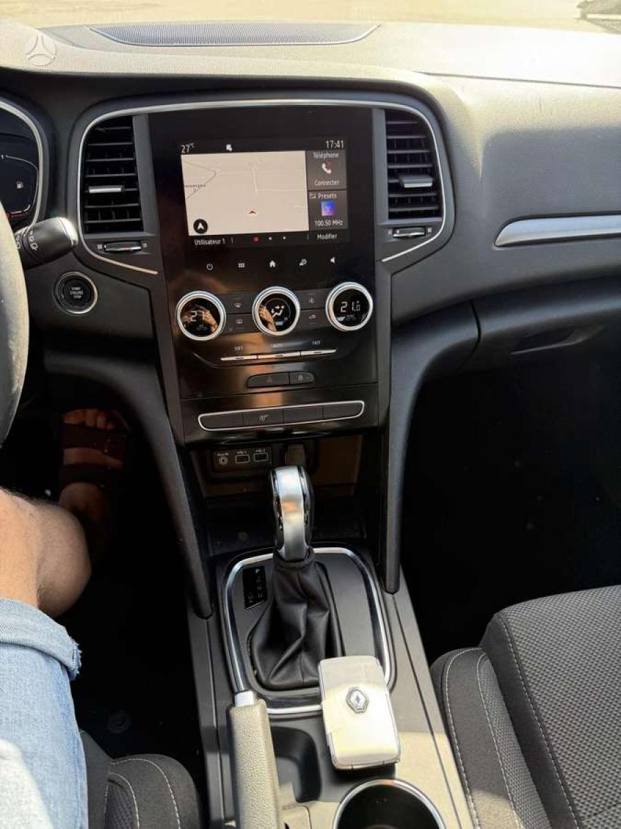 Black Renault Megane 2022 in Taurage, with an engine capacity of 1.46 L and mileage of 147 thousand km for 12584 €, photo 24 on AUTOMOTO.COM.LV
