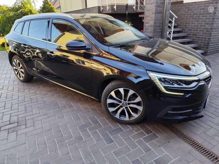 Melns Renault Megane 2022 Kalvarija, ar dzinēja tilpumu 1.46 L un nobraukumu 83 tūkst. km par 14823 €, foto 3 vietnē AUTOMOTO.COM.LV