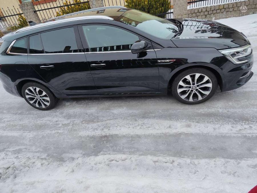 Black Renault Megane 2023 in Marijampole, with an engine capacity of 1.46 L and mileage of 152 thousand km for 14514 €, photo 5 on AUTOMOTO.COM.LV