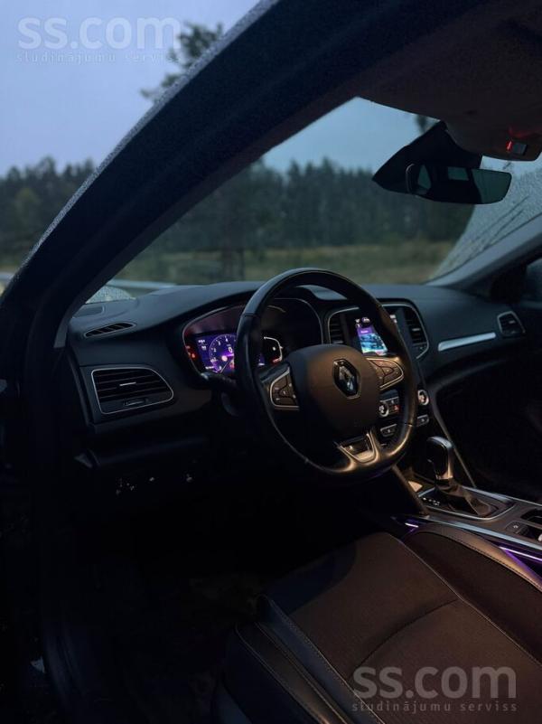 Melns Renault Megane 2023 Ogre, ar dzinēja tilpumu 1.40 L un nobraukumu 149 tūkst. km par 18000 €, foto 9 vietnē AUTOMOTO.COM.LV