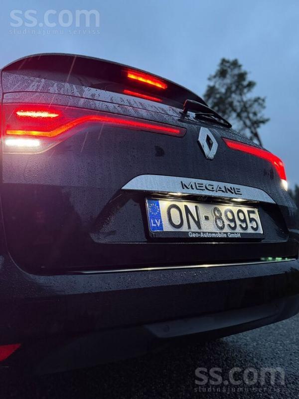 Melns Renault Megane 2023 Ogre, ar dzinēja tilpumu 1.40 L un nobraukumu 149 tūkst. km par 18000 €, foto 11 vietnē AUTOMOTO.COM.LV