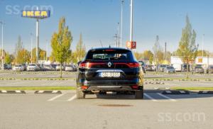 Black Renault Megane 2023 in Riga, with an engine capacity of 1.30 L and mileage of 153 thousand km for 16990 €, photo 8 on AUTOMOTO.COM.LV