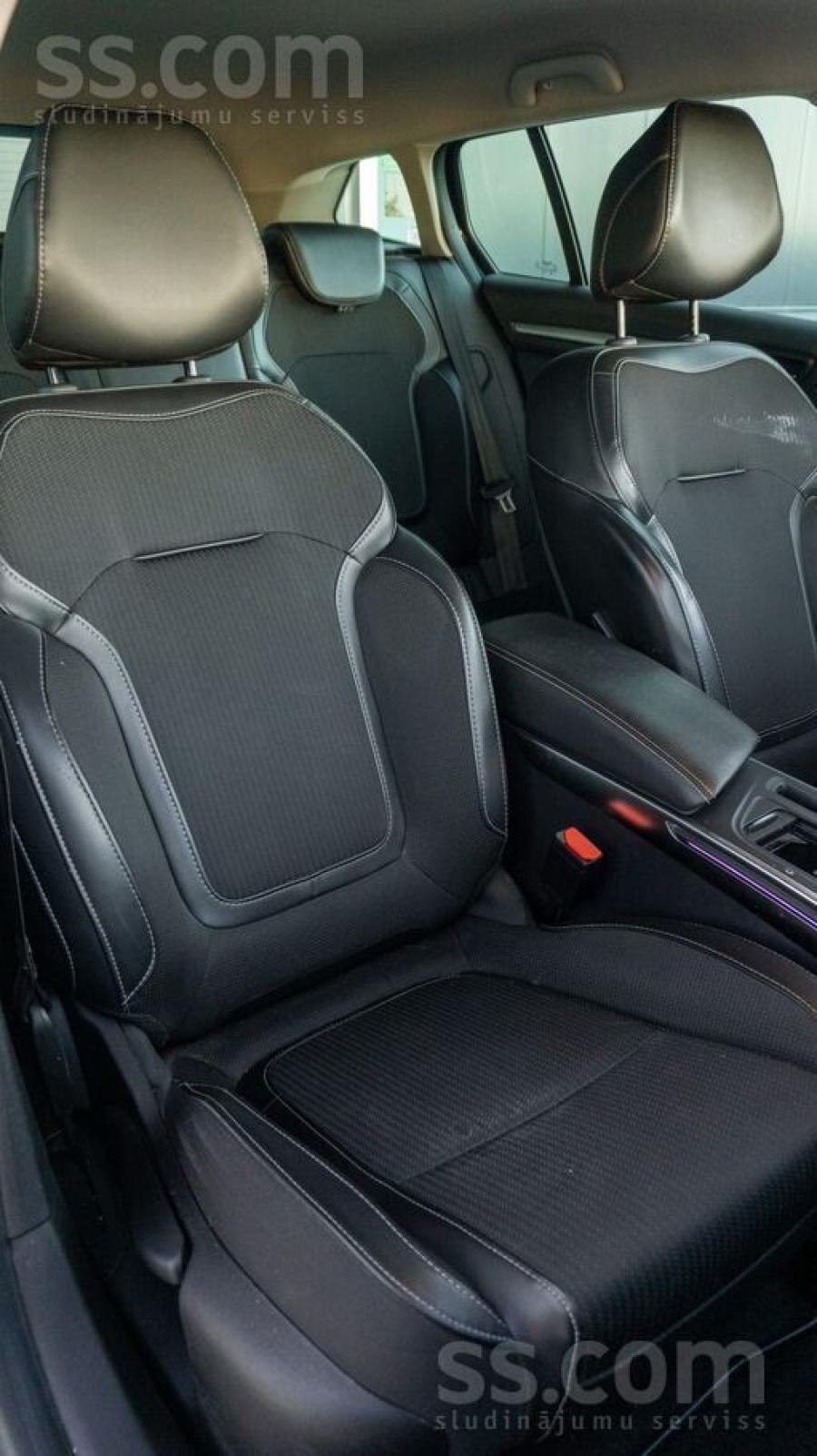 Black Renault Megane 2023 in Riga, with an engine capacity of 1.30 L and mileage of 153 thousand km for 16990 €, photo 31 on AUTOMOTO.COM.LV