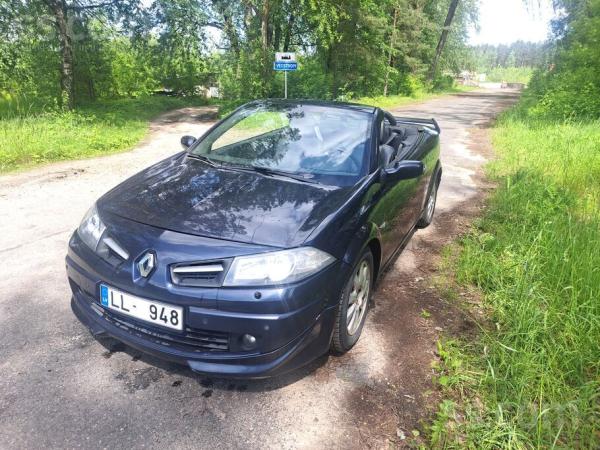 Blue Renault Megane 2008 in Daugavpils, with an engine capacity of 2.00 L and mileage of 249 thousand km for 1700 €, photo 1 on AUTOMOTO.COM.LV