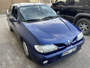 Zils Renault Megane 1996 Šauļi, ar dzinēja tilpumu 1.60 L un nobraukumu 193 tūkst. km par 900 €, foto 4 vietnē AUTOMOTO.COM.LV