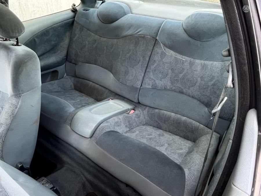 Zils Renault Megane 1996 Šauļi, ar dzinēja tilpumu 1.60 L un nobraukumu 193 tūkst. km par 900 €, foto 11 vietnē AUTOMOTO.COM.LV