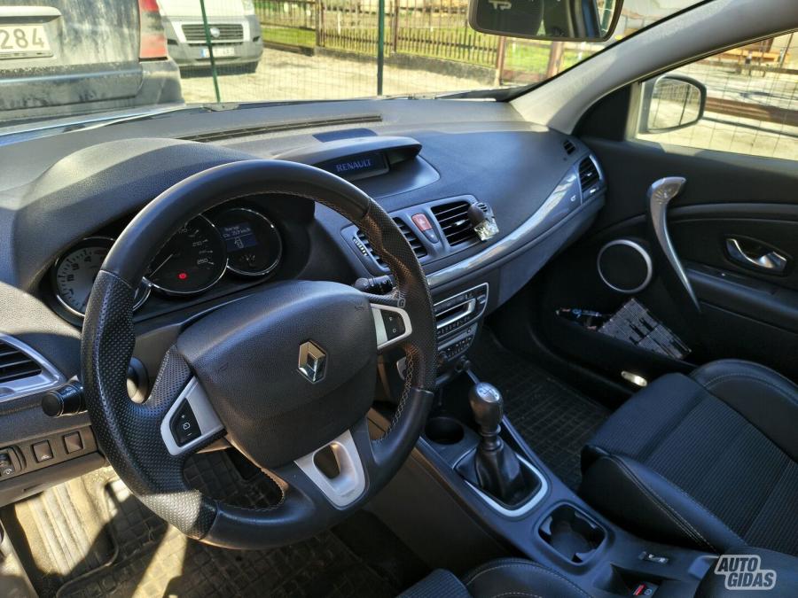 Blue Renault Megane 2011 in Kaunas, with an engine capacity of 2.00 L and mileage of 181 thousand km for 4554 €, photo 15 on AUTOMOTO.COM.LV
