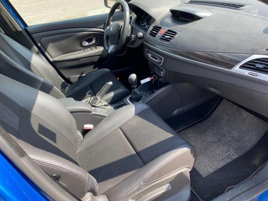 Zils Renault Megane 2011 Raseiniai, ar dzinēja tilpumu 1.46 L un nobraukumu 287 tūkst. km par 2900 €, foto 18 vietnē AUTOMOTO.COM.LV