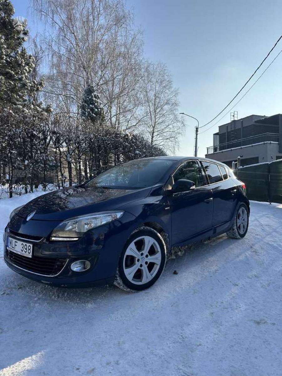 Blue Renault Megane 2012 in Vilnius, with an engine capacity of 1.46 L and mileage of 260 thousand km for 3450 €, photo 1 on AUTOMOTO.COM.LV