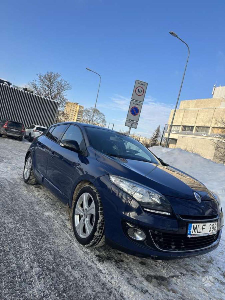 Blue Renault Megane 2012 in Vilnius, with an engine capacity of 1.46 L and mileage of 260 thousand km for 3450 €, photo 5 on AUTOMOTO.COM.LV