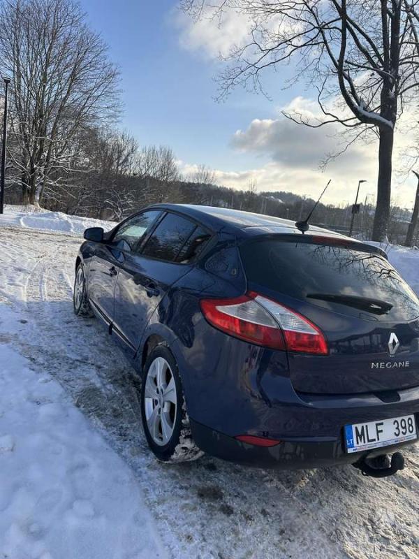 Zils Renault Megane 2012 Viļņa, ar dzinēja tilpumu 1.46 L un nobraukumu 260 tūkst. km par 3450 €, foto 6 vietnē AUTOMOTO.COM.LV