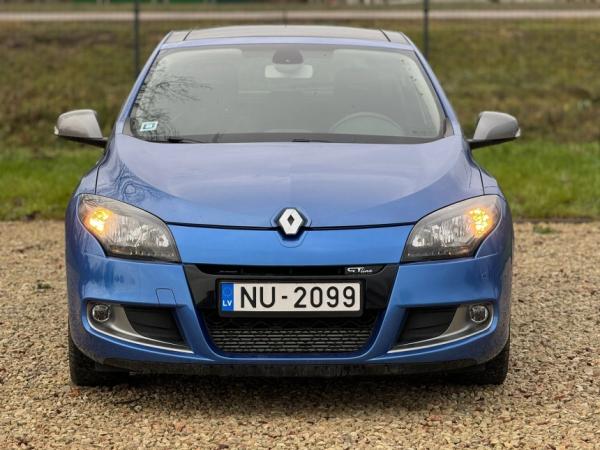 Zils Renault Megane 2012 Rīga, ar dzinēja tilpumu 1.90 L un nobraukumu 274 tūkst. km par 4500 €, foto 2 vietnē AUTOMOTO.COM.LV