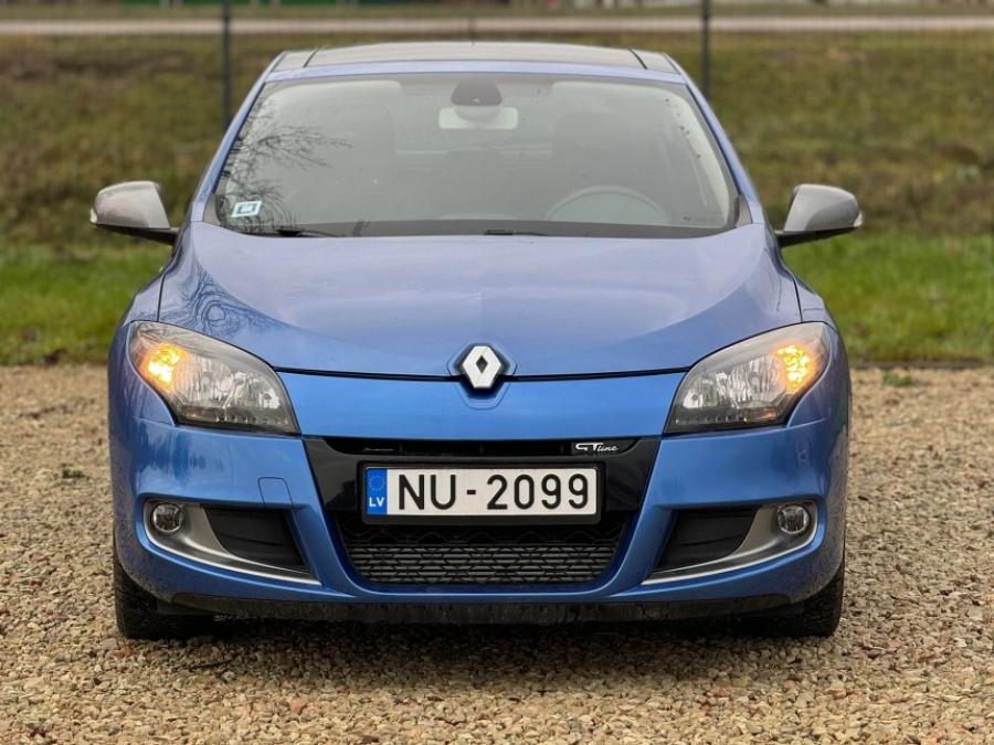 Blue Renault Megane 2012 in Riga, with an engine capacity of 1.90 L and mileage of 274 thousand km for 4500 €, photo 3 on AUTOMOTO.COM.LV