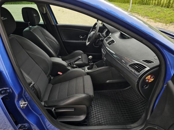 Zils Renault Megane 2012 Rīga, ar dzinēja tilpumu 1.90 L un nobraukumu 274 tūkst. km par 4500 €, foto 3 vietnē AUTOMOTO.COM.LV