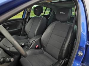 Blue Renault Megane 2012 in Riga, with an engine capacity of 1.90 L and mileage of 274 thousand km for 4500 €, photo 7 on AUTOMOTO.COM.LV