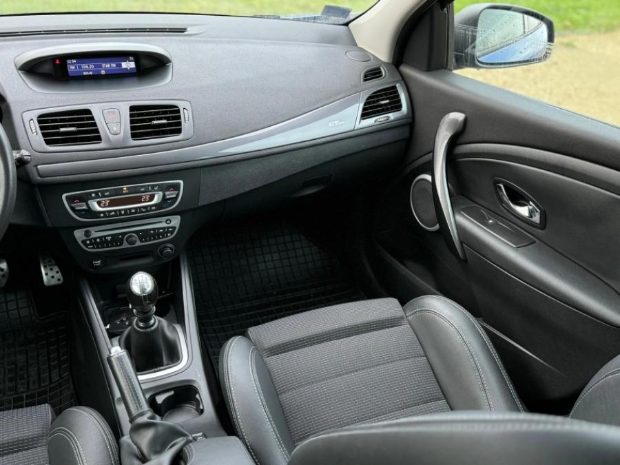 Blue Renault Megane 2012 in Riga, with an engine capacity of 1.90 L and mileage of 274 thousand km for 4500 €, photo 15 on AUTOMOTO.COM.LV