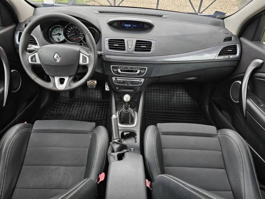 Blue Renault Megane 2012 in Riga, with an engine capacity of 1.90 L and mileage of 274 thousand km for 4500 €, photo 28 on AUTOMOTO.COM.LV
