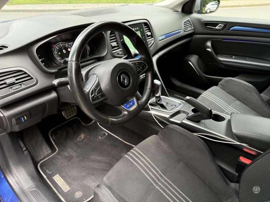 Blue Renault Megane 2016 in Vilnius, with an engine capacity of 1.62 L and mileage of 206 thousand km for 8500 €, photo 10 on AUTOMOTO.COM.LV