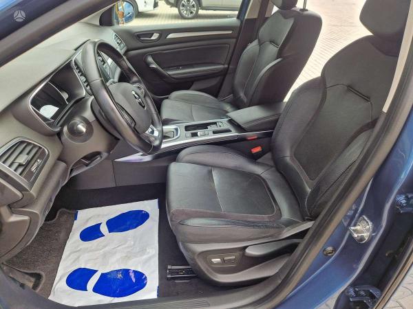 Zils Renault Megane 2016 Tauragė, ar dzinēja tilpumu 1.46 L un nobraukumu 180 tūkst. km par 8000 €, foto 10 vietnē AUTOMOTO.COM.LV