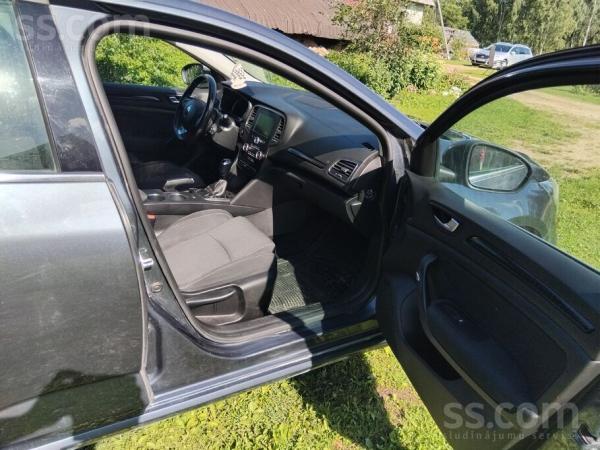 Blue Renault Megane 2016 in Madona, with an engine capacity of 1.50 L and mileage of 222 thousand km for 7250 €, photo 8 on AUTOMOTO.COM.LV